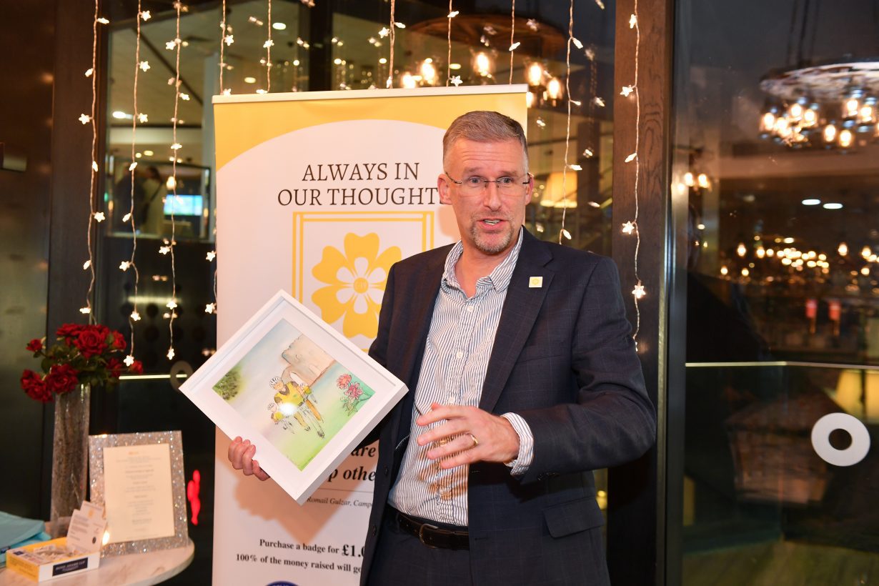 COMMUNITY RESPONDS TO SUDDEN DEATH OF ‘KINGMAKER’ SIMON COLE ...