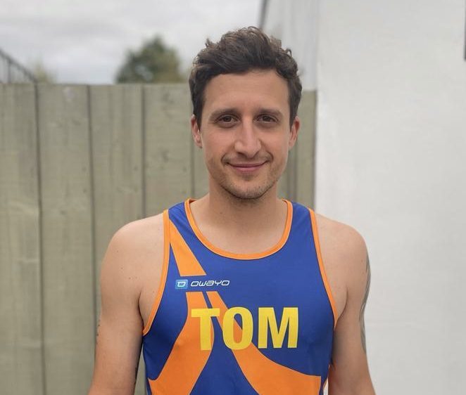 RUNNERS TAKING ON LONDON MARATHON TO SUPPORT LEICESTER HOSPITALS ...