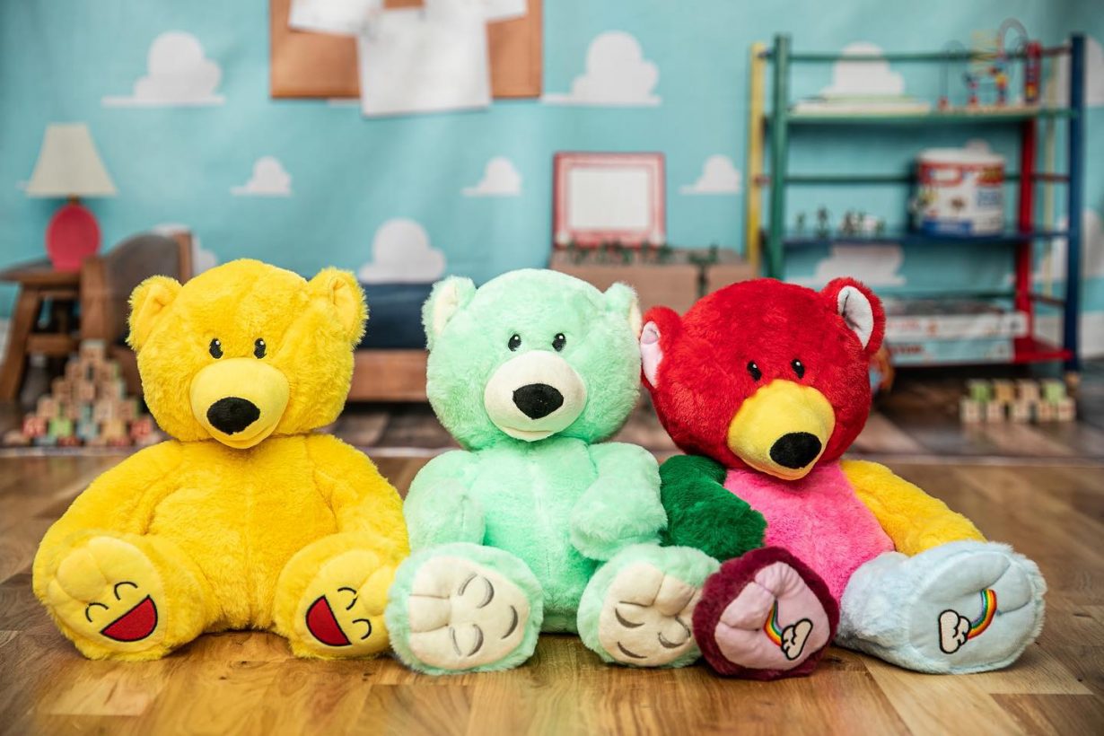 MARKFIELD WOMAN’S MISSION TO GET ‘MOOD BEARS’ INTO HOSPITALS THIS ...