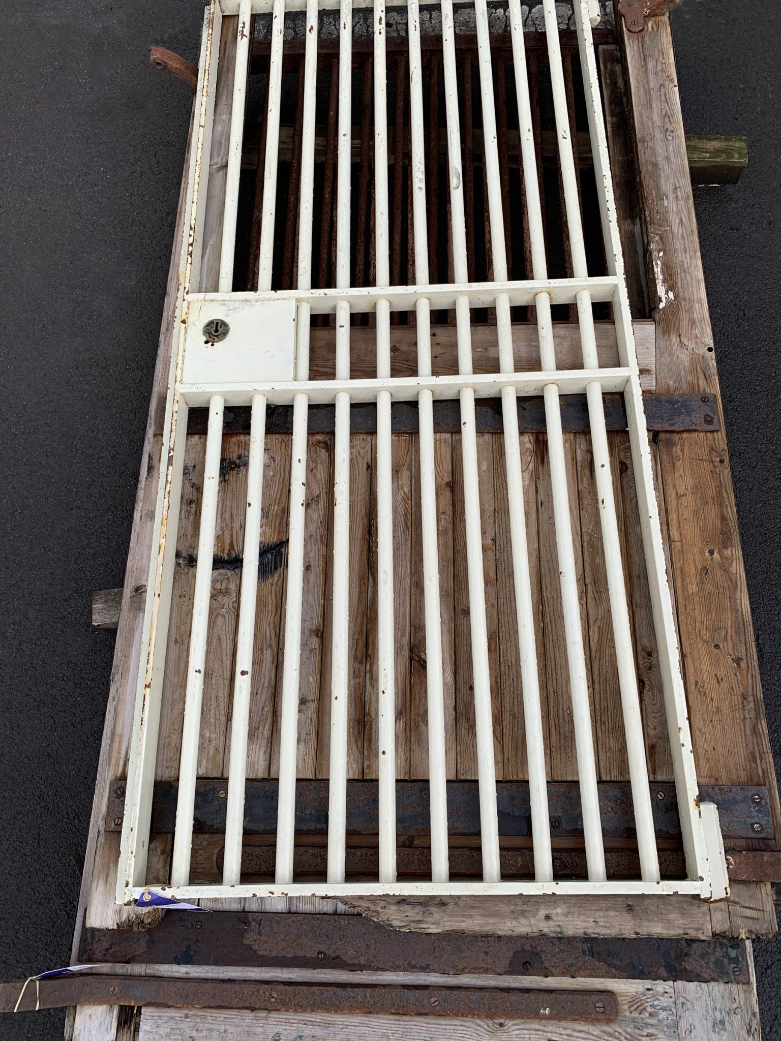 Historic Leicester Jail Door To Go Under Hammer - Leicester Times