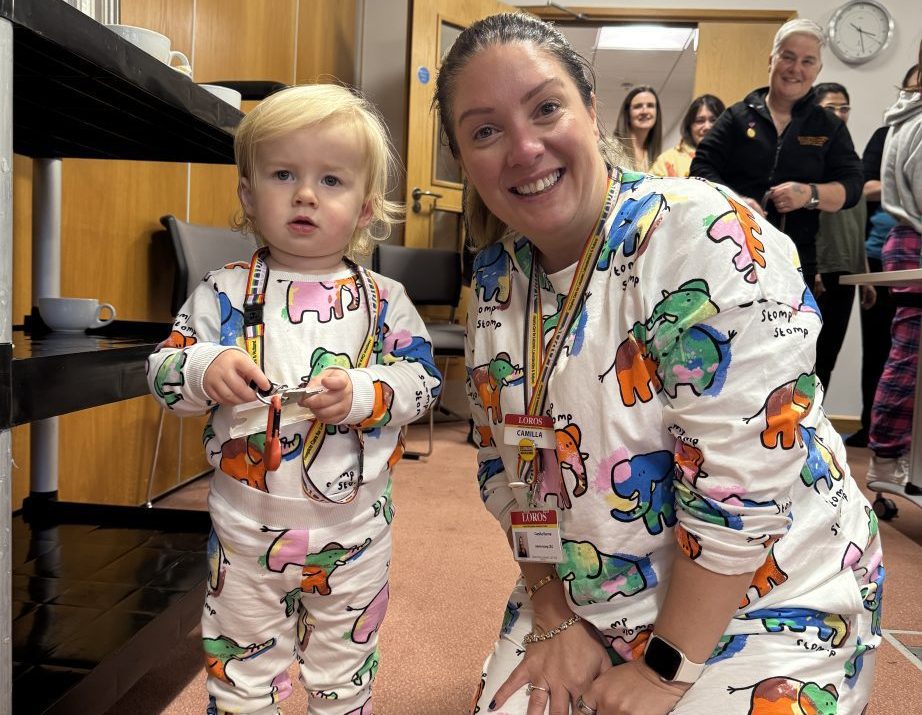 Hospice staff wear pyjamas to work in elephant-themed fundraiser ...